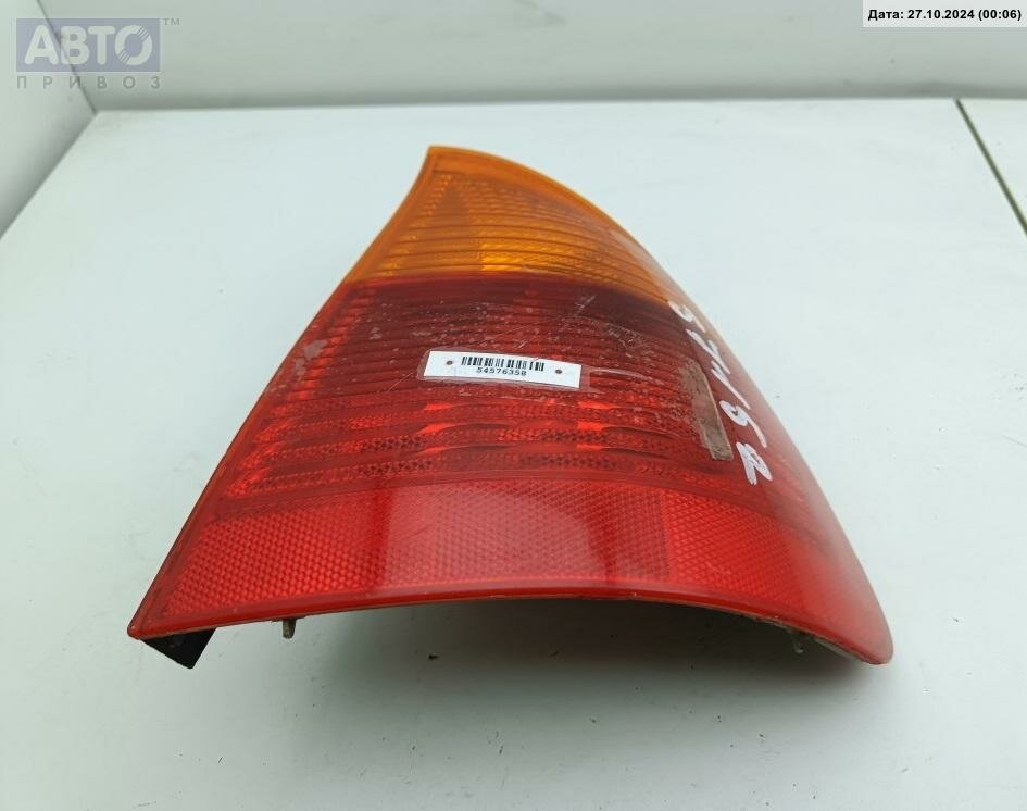 Фонарь задний правый BMW 3 E46 (1998-2006)