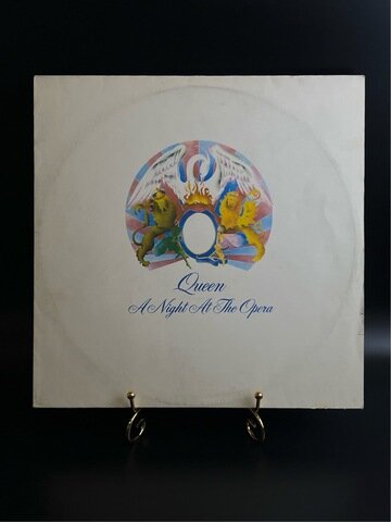 LP Queen – A Night At The Opera. Виниловая пластинка 12 дюймов Santa Records