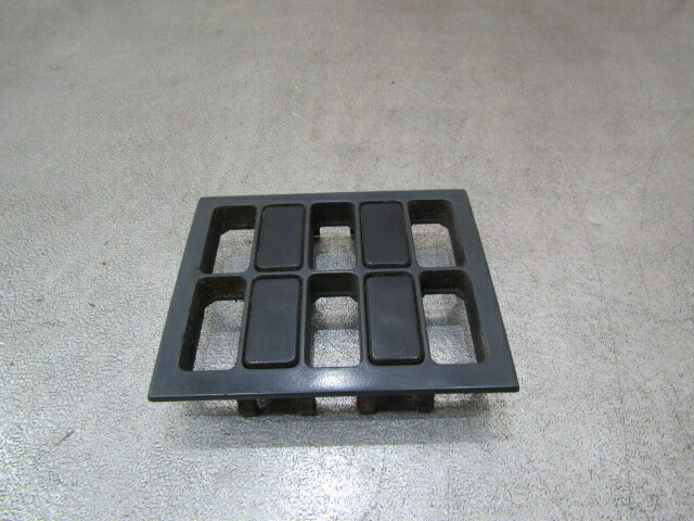 Накладка торпедо с заглушками MAN TGA, TGS, TGM, TGL