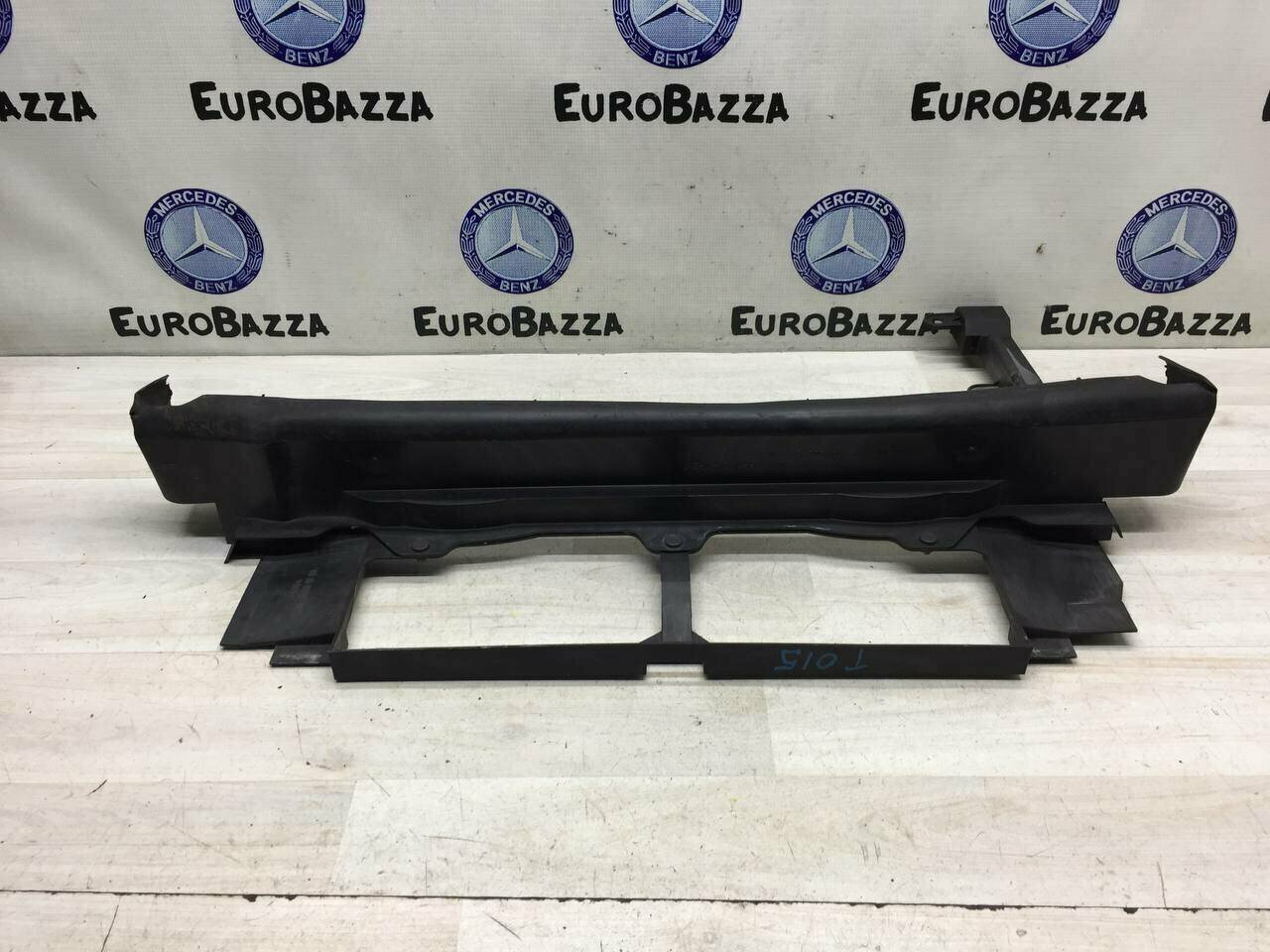 Диффузор радиатора Mercedes W208 А2025051030