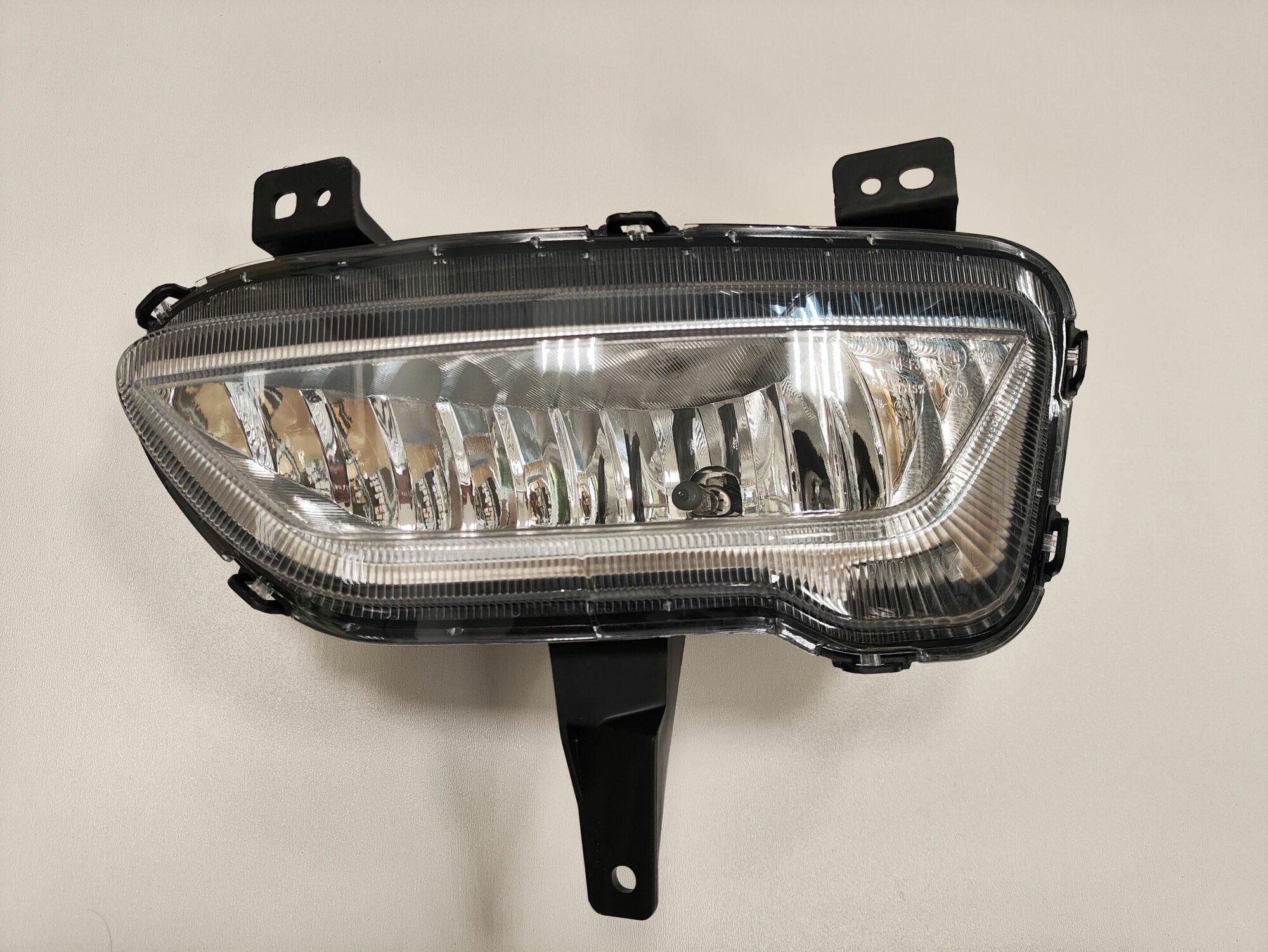 Фара противотуманная левая Great Wall Poer [2.0 16V 8AT пикап 4X4 дизель] 4116102XPW01A