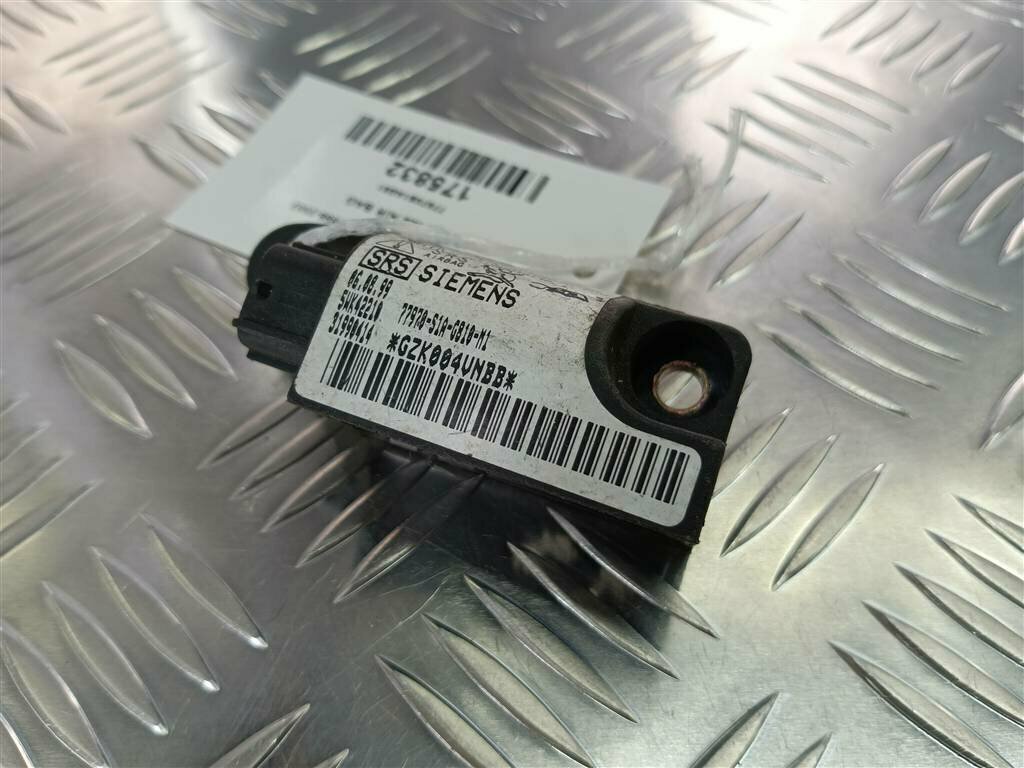 Датчик удара (AIR BAG) Б/У для HONDA Accord VI (1997—2002) 2.0 MT (147 л.с.) 77970S1AG81