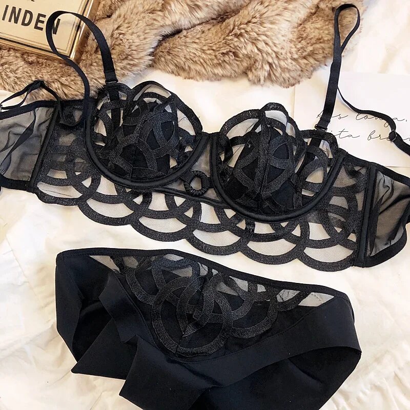 Комплект нижнего белья