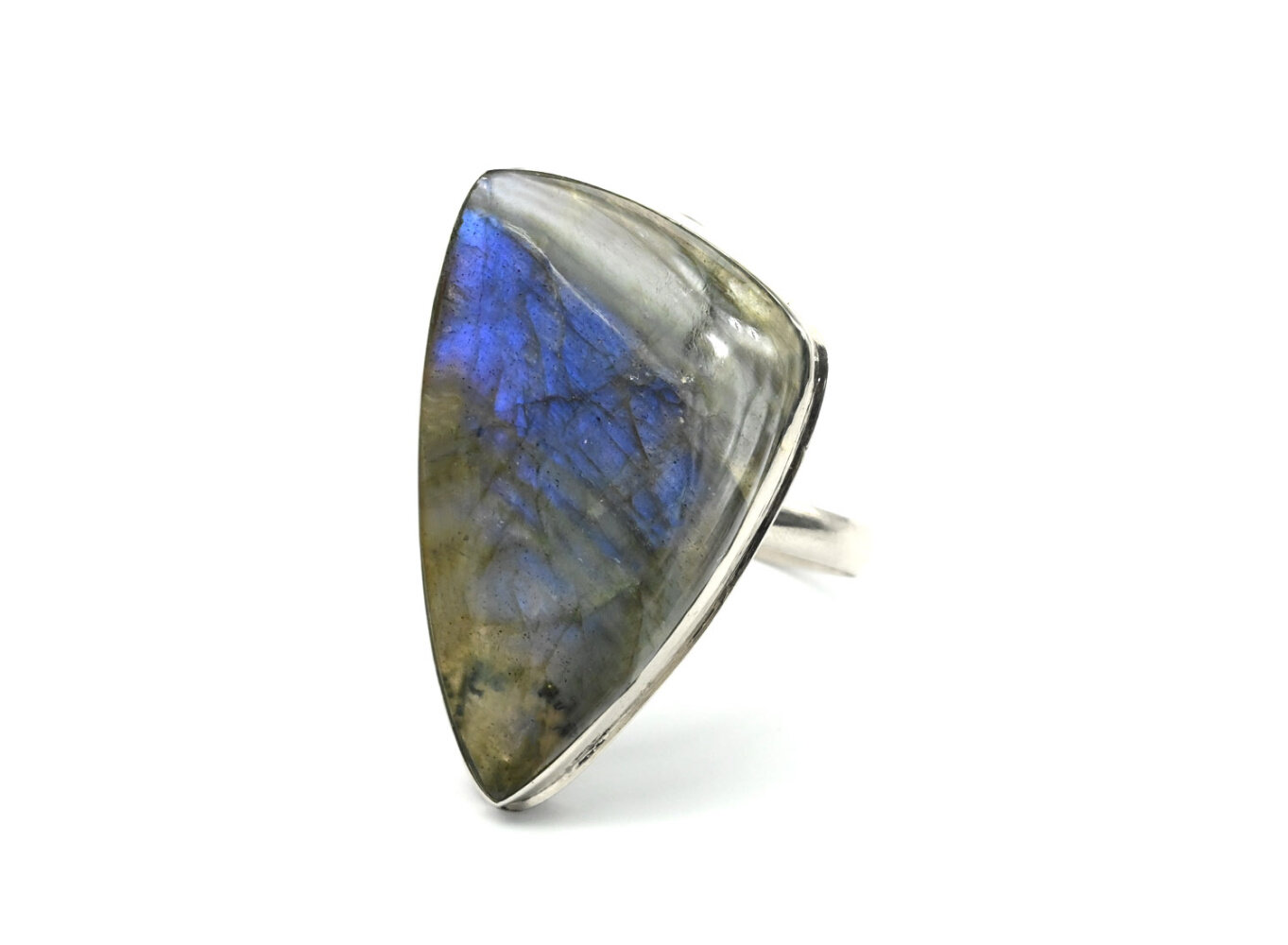 Кольцо, лабрадорит