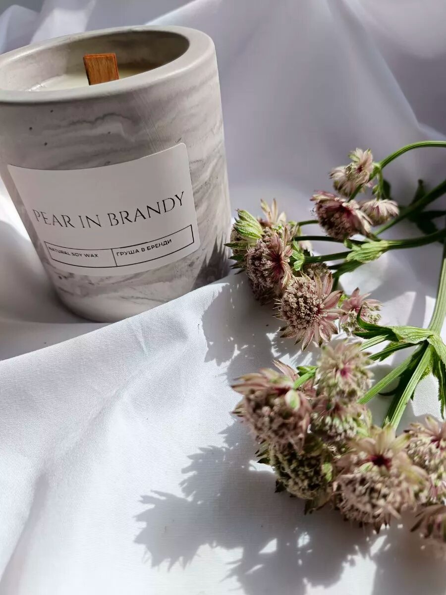 Свеча ароматическая "Груша в бренди"