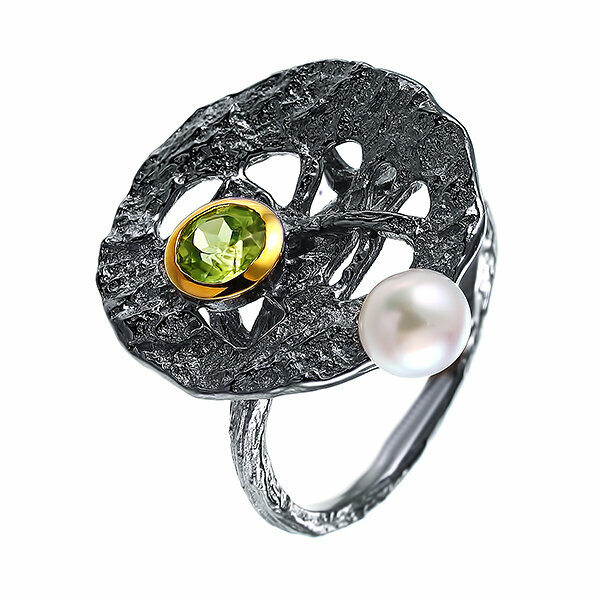 Перстень, серебро, 925 проба, золочение, чернение, перидотит, жемчуг культивированный