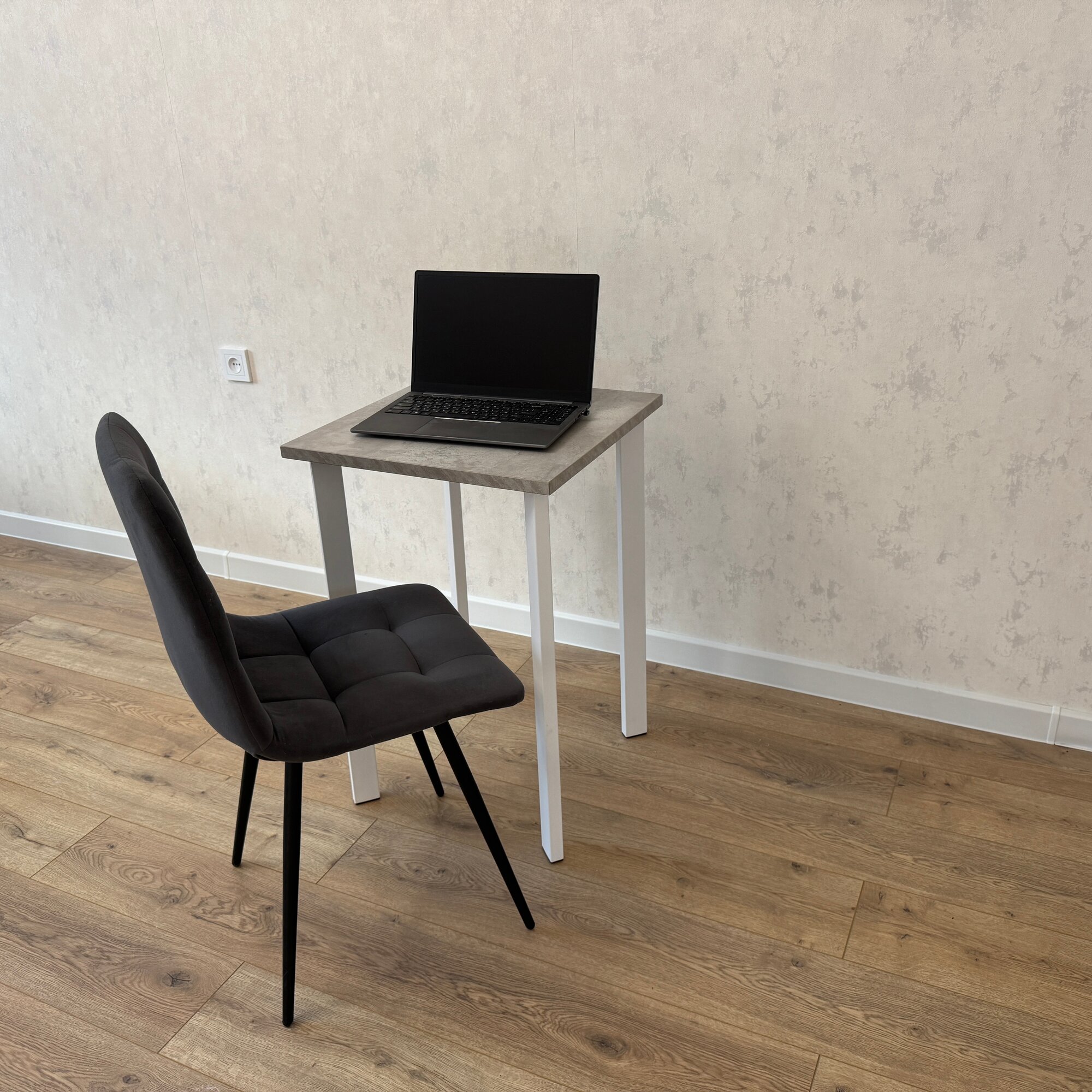 Письменный стол MyLoft 50 х 50 х 75 Серый бетон Компьютерный Белые ножки Офисный