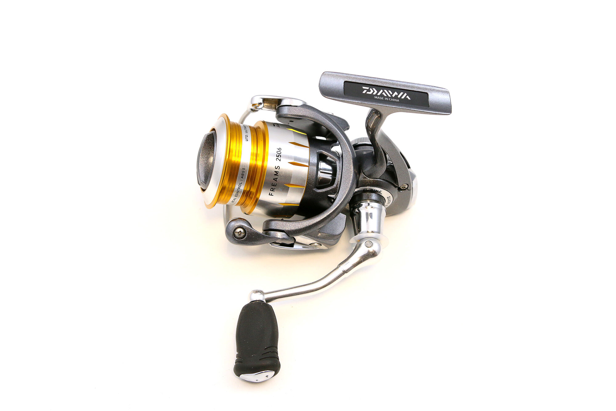 Катушка DAIWA Freams-11 2506 F 240г 4.8:1 4+1 3кг