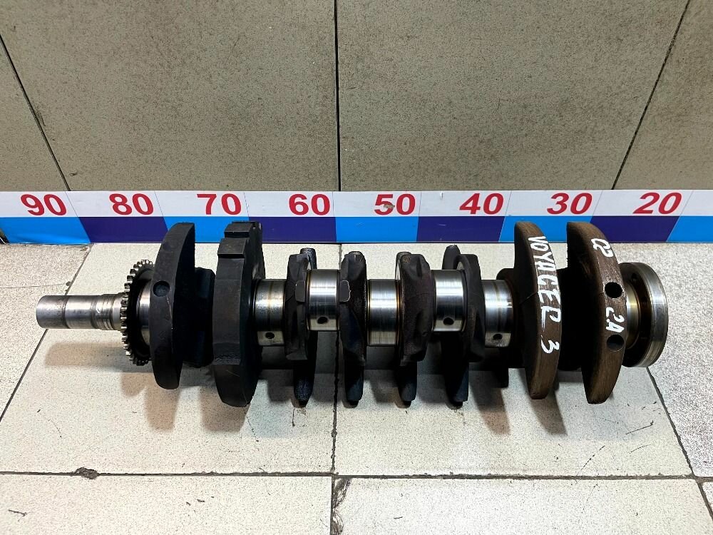 Коленвал Chrysler Voyager III 4621917