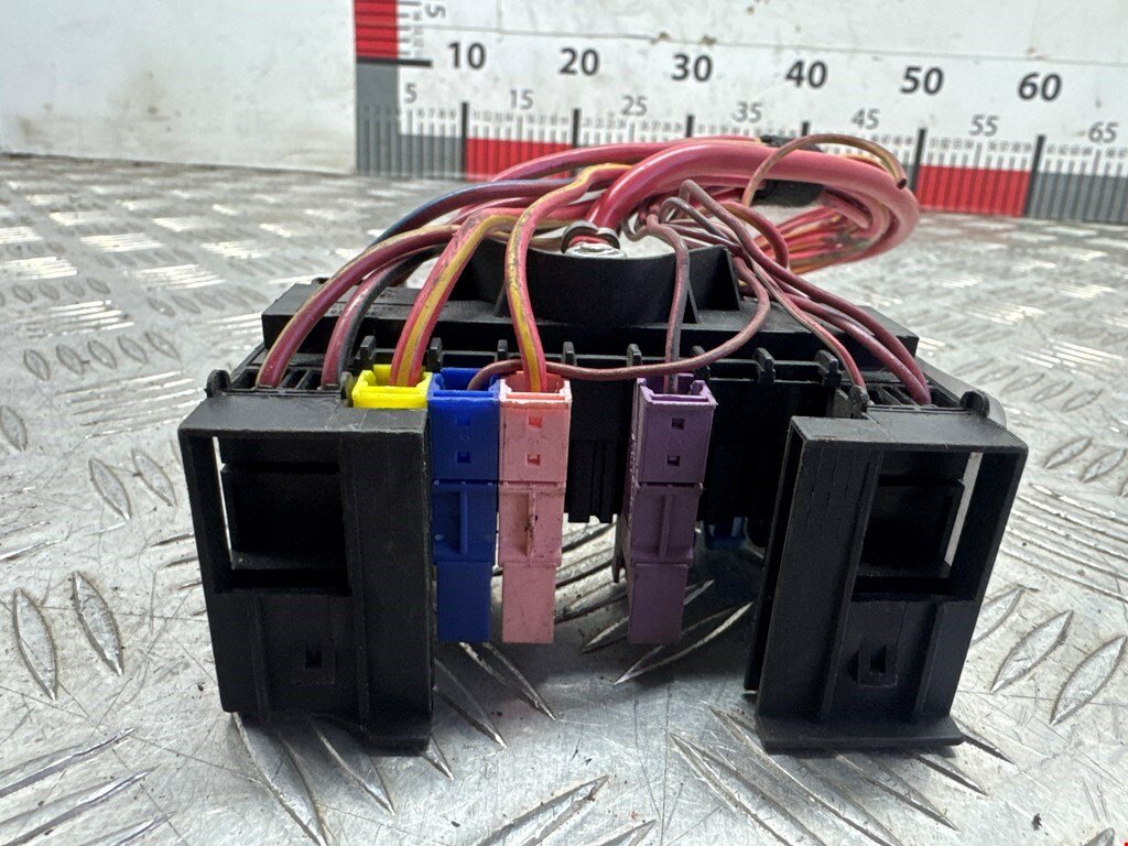 Блок предохранителей Mercedes E-Class (W211) A2115453601 арт. 2273034