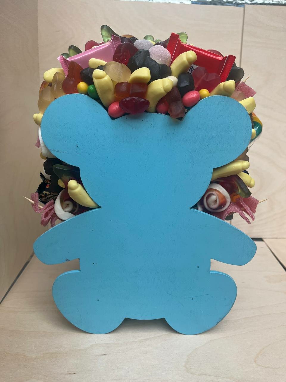 Сладкий подарок из конфет, мармелада и маршмелоу "Мармеладный Мишка", ассорти, высота 25см