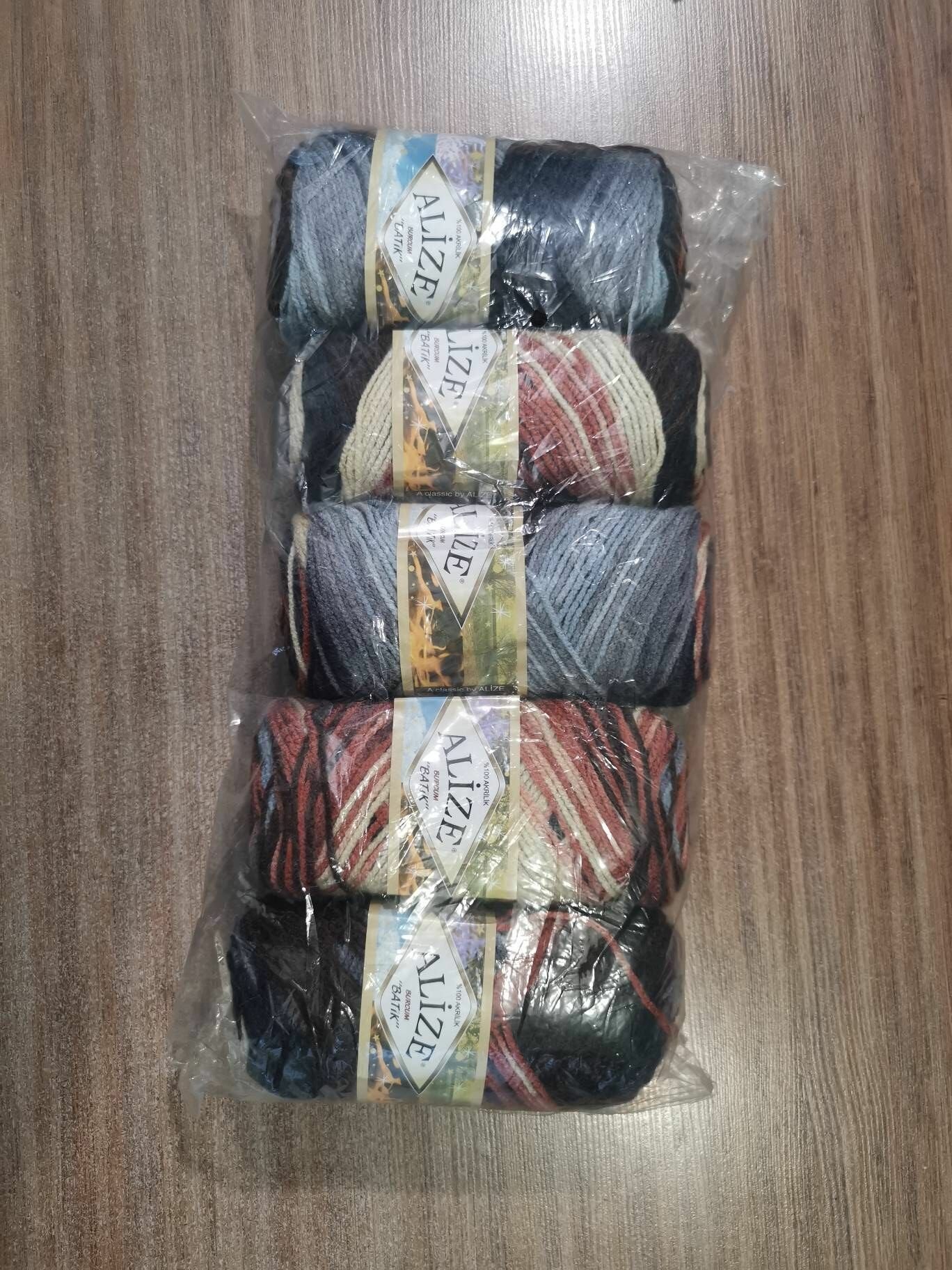 Буркум батик Burcum batik упаковка 5 мотков 100 г. 210 м. 100% акрил цвет 7942