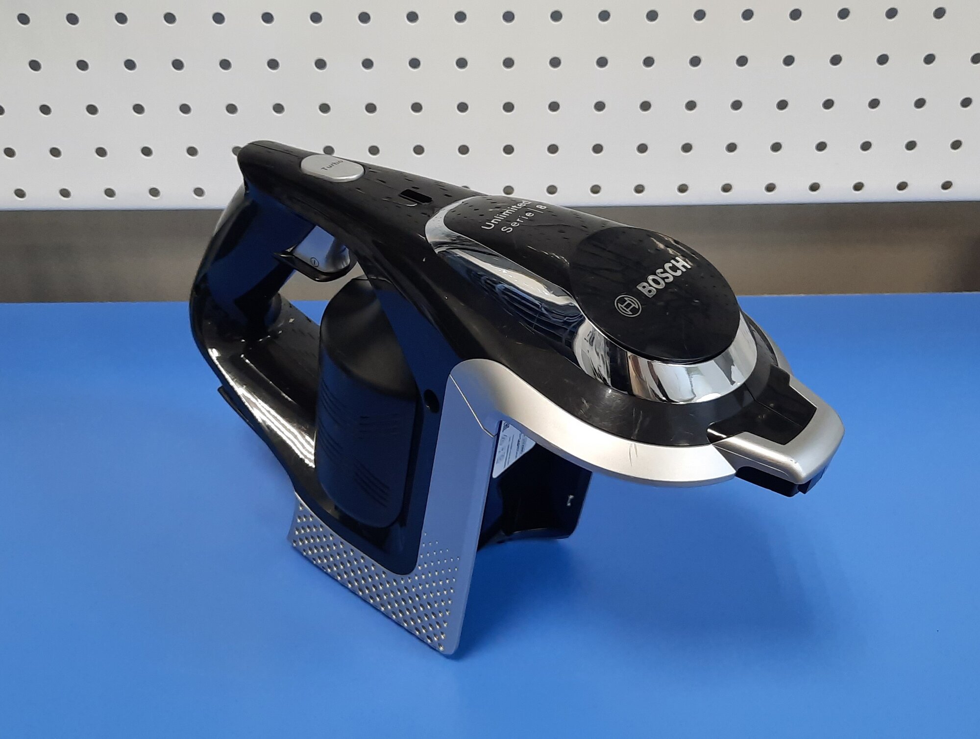 Корпус (без внутренностей) ручного пылесоса Bosch BBS1114