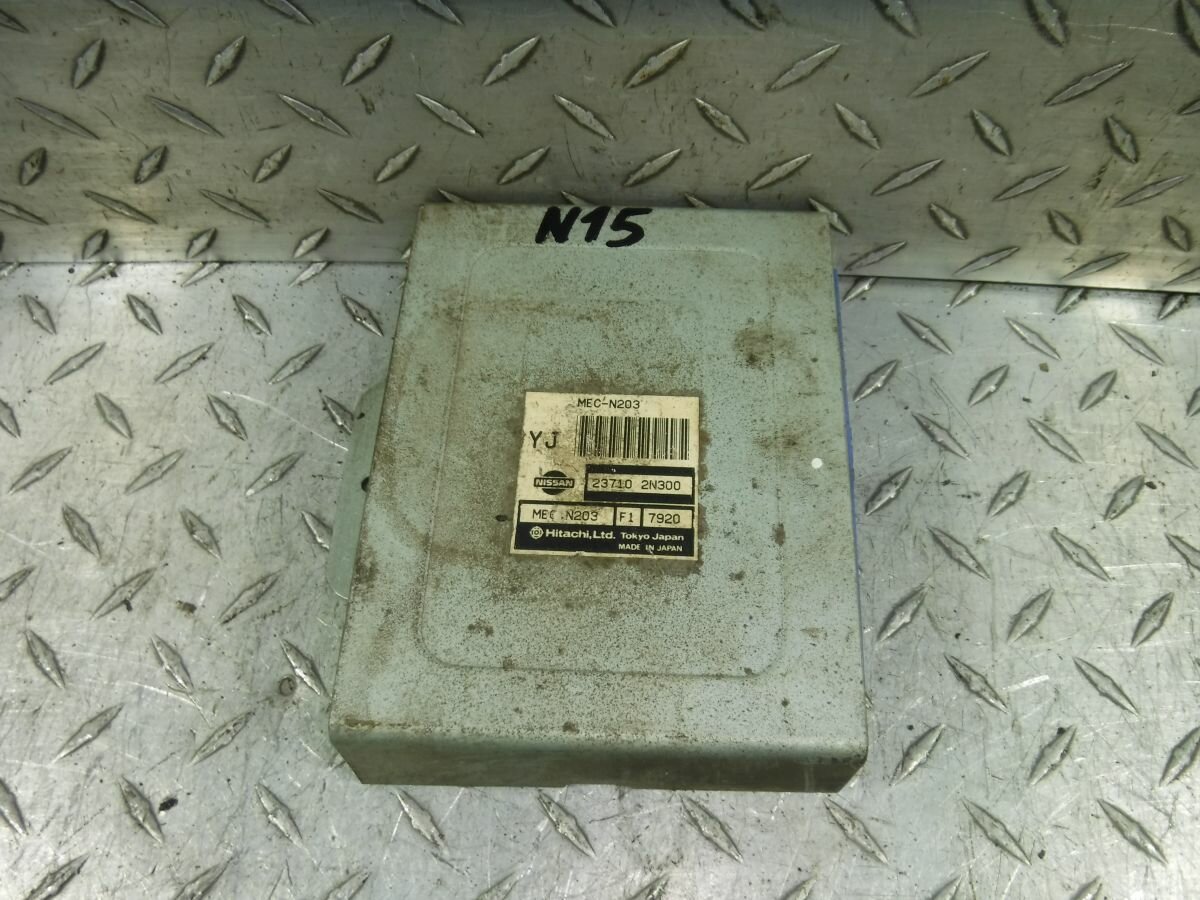 Блок управления двигателем Nissan Almera N15 (1995—2000) 237102N300
