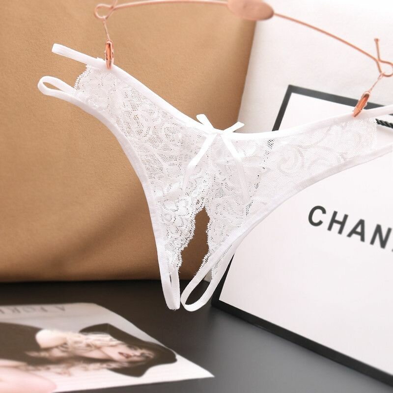 Трусики кружевные с доступом