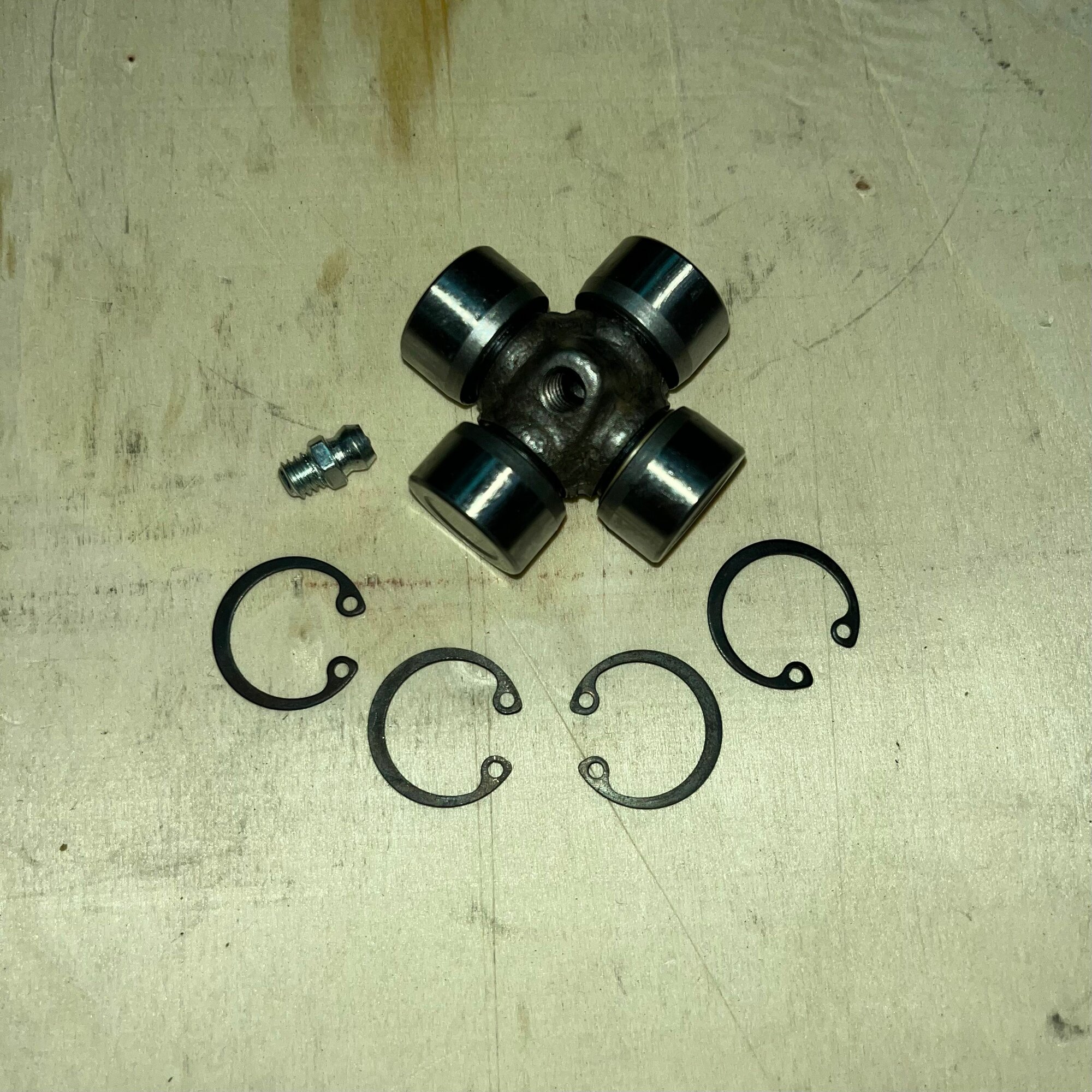 Крестовина Урал в сборе (завод)