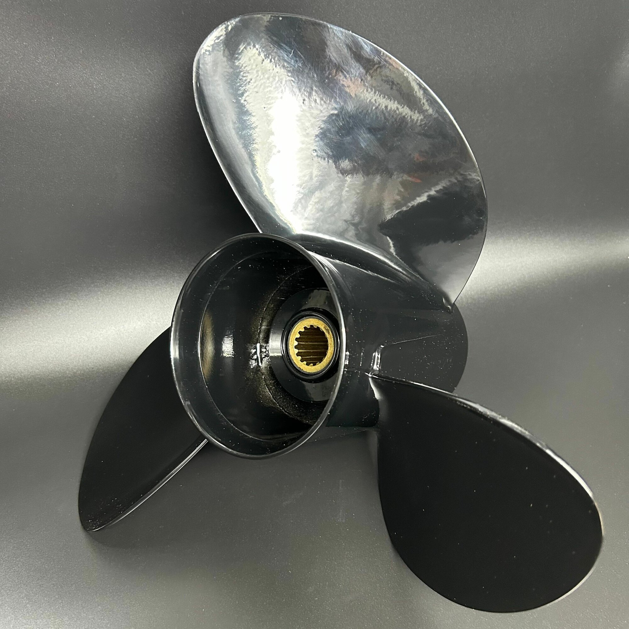 Гребной винт Suzuki DF150-DF300 Soltiga3 (3x15-1/4x23) (Polastorm)