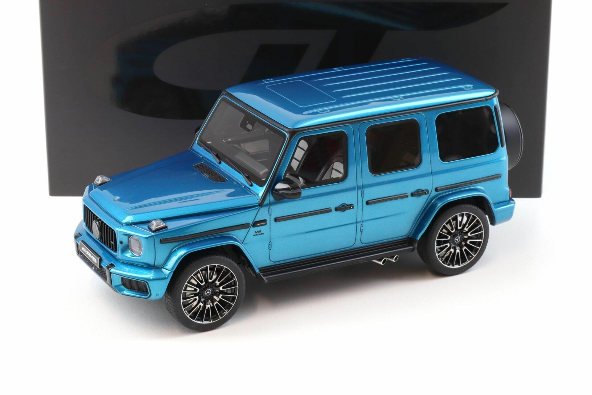 GT Spirit Модель автомобиля Mercedes-Benz G63 AMG 2024, масштаб 1:18, литая модель (Mercedes-Benz G63 AMG 2024)