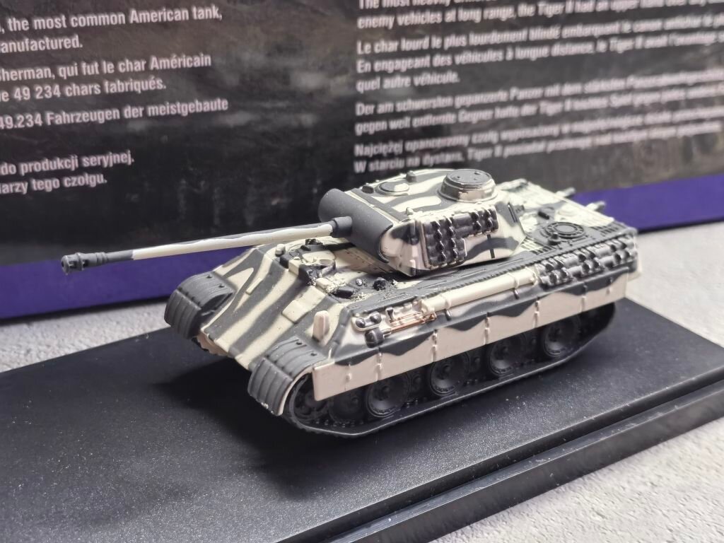 CORGI 1/87 Серия моделей танков Второй мировой войны: Panther vs. T-34 vs. Sherman