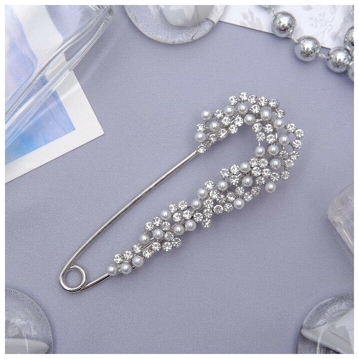 Булавка «Жемчужная россыпь» со стразами, 7.5 см, белая в серебре