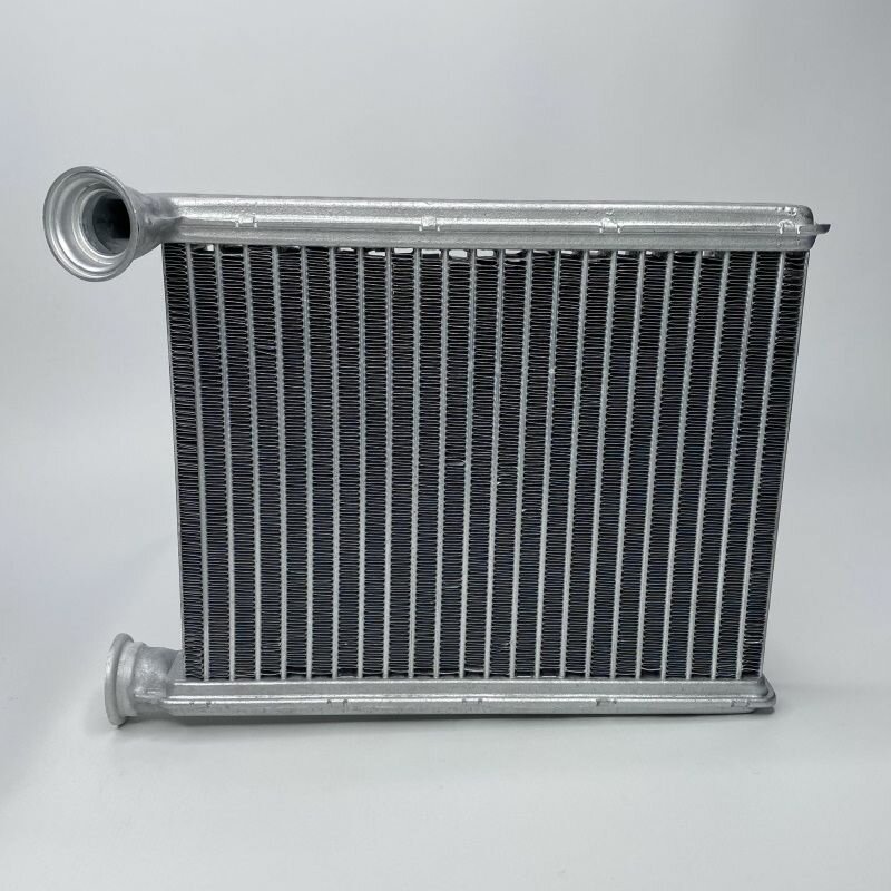 Радиатор отопителя алюминиевый паяный Bautler для Lada Веста/X-Ray, Renault Logan (2012-)/Kaptur (2016-) (с A/C) (BTL-6100BH/271153553R)