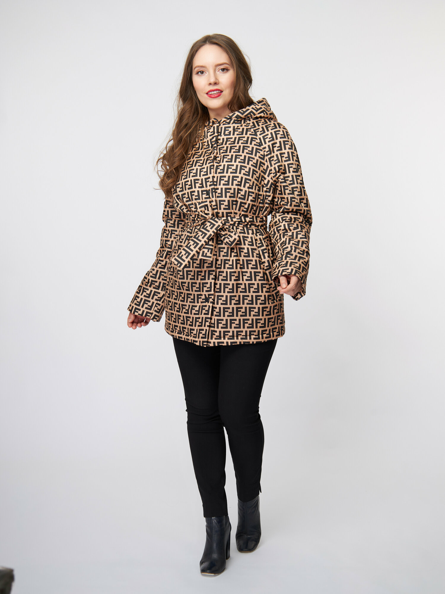 Ветровка Куртка с капюшоном