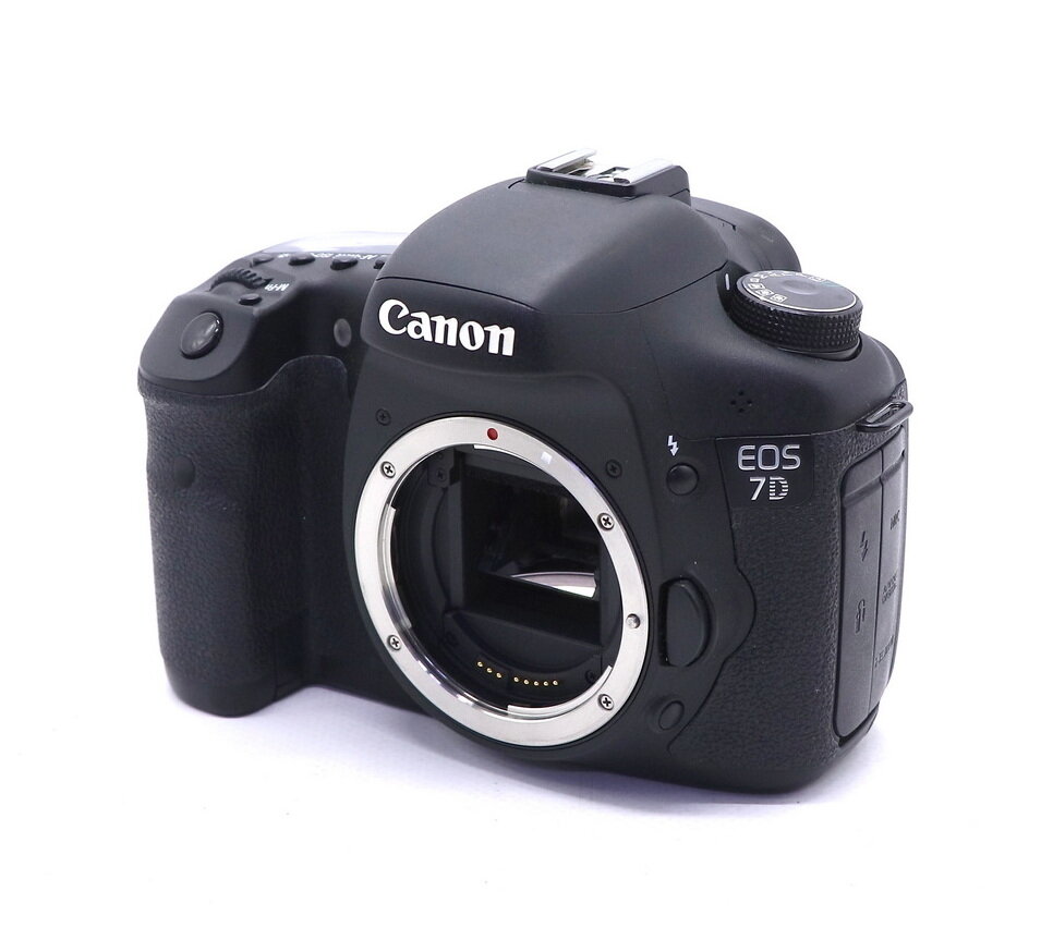 Фотокамера Canon EOS 7D body (пробег 14120 кадров)