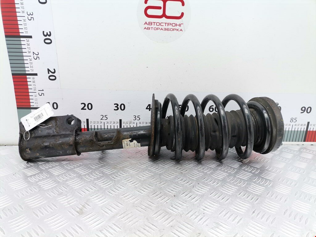 Стойка амортизатора переднего правого BMW X5 (E53) 31316764606 арт. 2030968