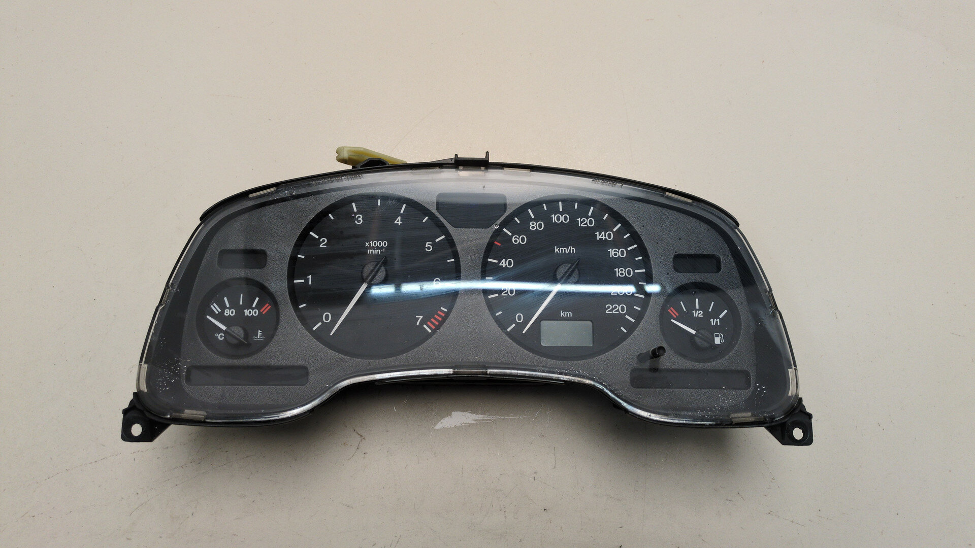 Приборная панель Opel Astra G Б/У