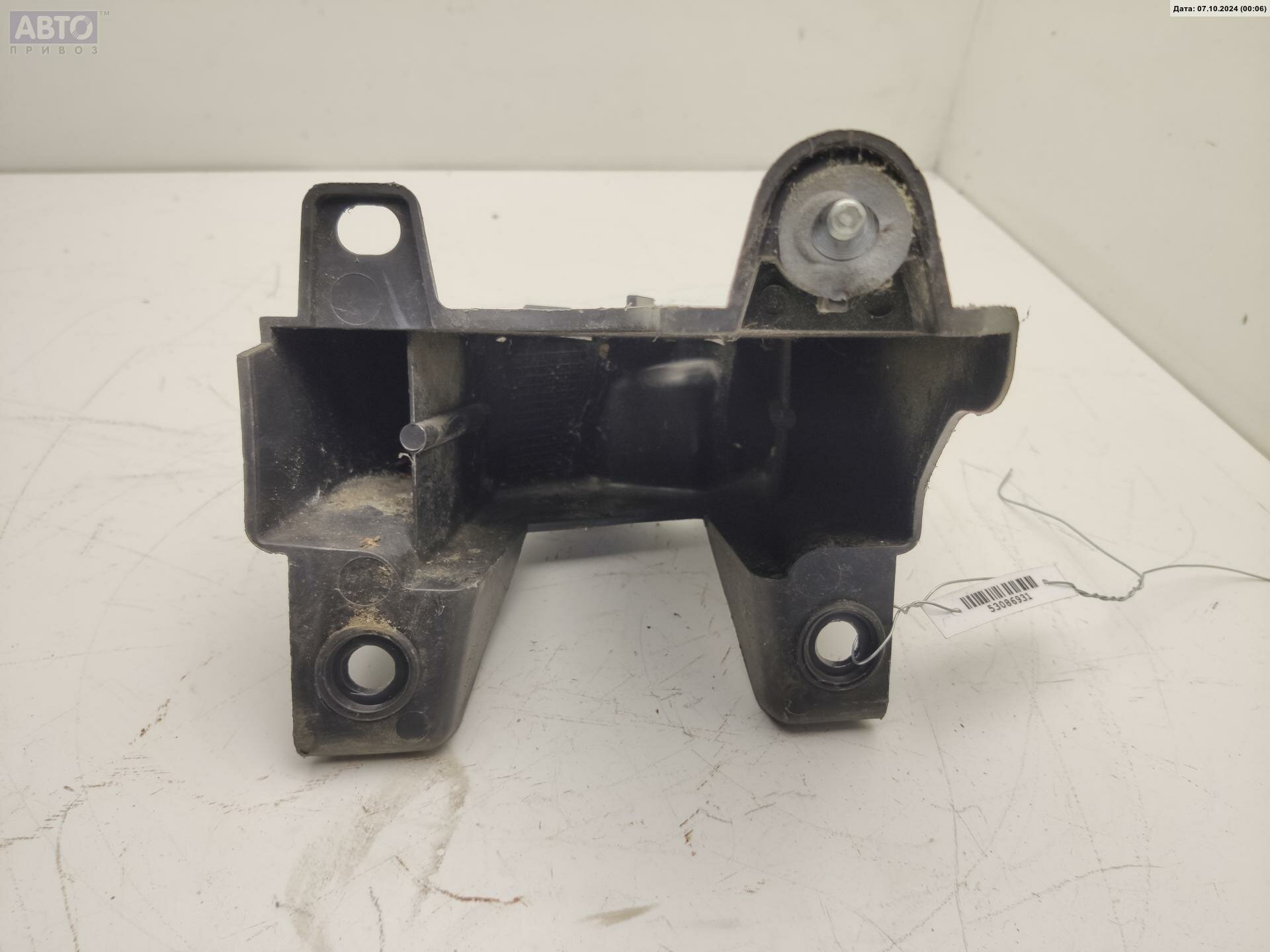 Кронштейн бампера заднего Citroen C4 (2004-2010)