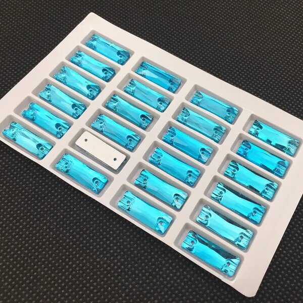 Стразы стеклянные багет для рукоделия Бирюзовый, 6x18mm 20pcs, aquamarine