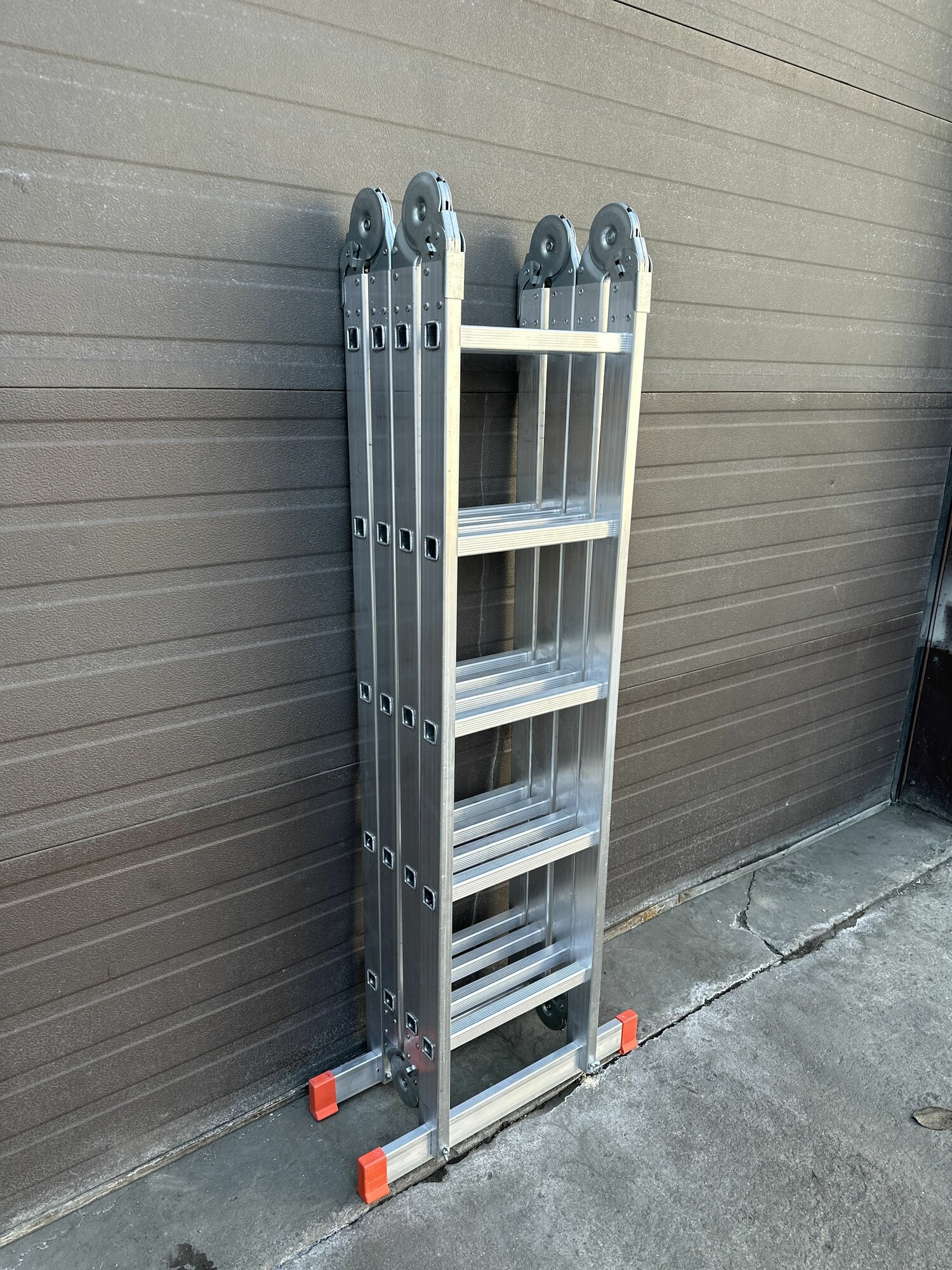 Лестница трансформер шарнирная универсальная Sarayli 4х5 (размеры 1,46/2,72/5,62м)