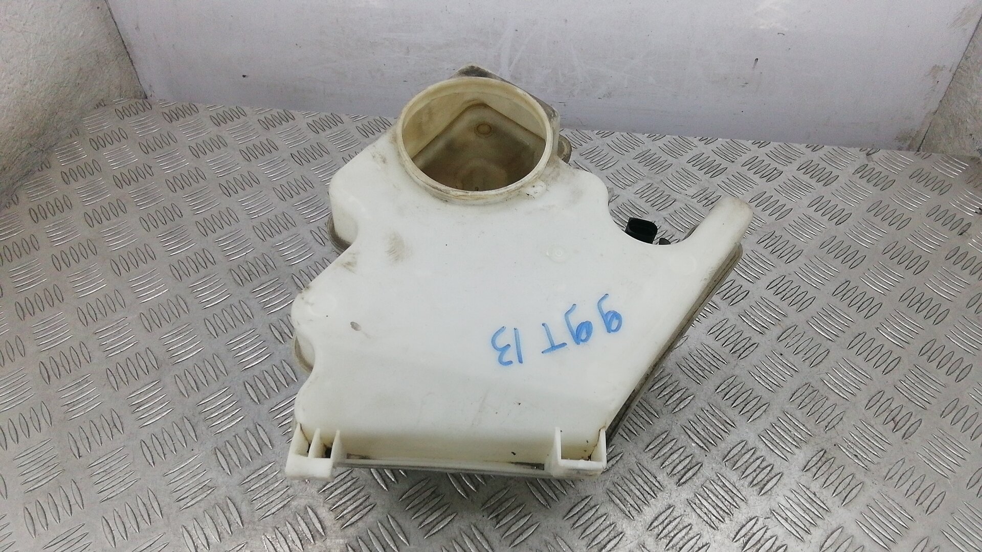 Бачок омывателя MERCEDES BENZ B-CLASS W245, Номер 1698690220