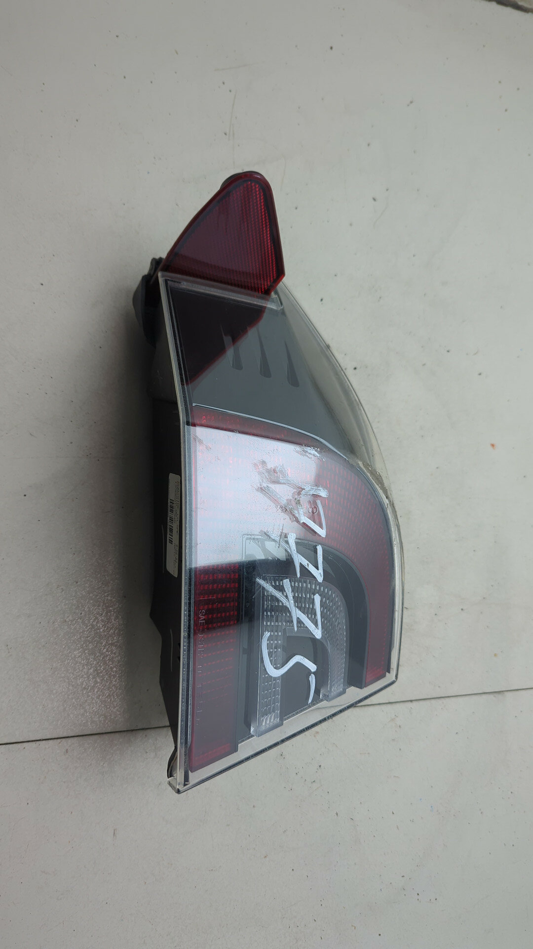 Фонарь (задний) левый Tesla Model S Б/У