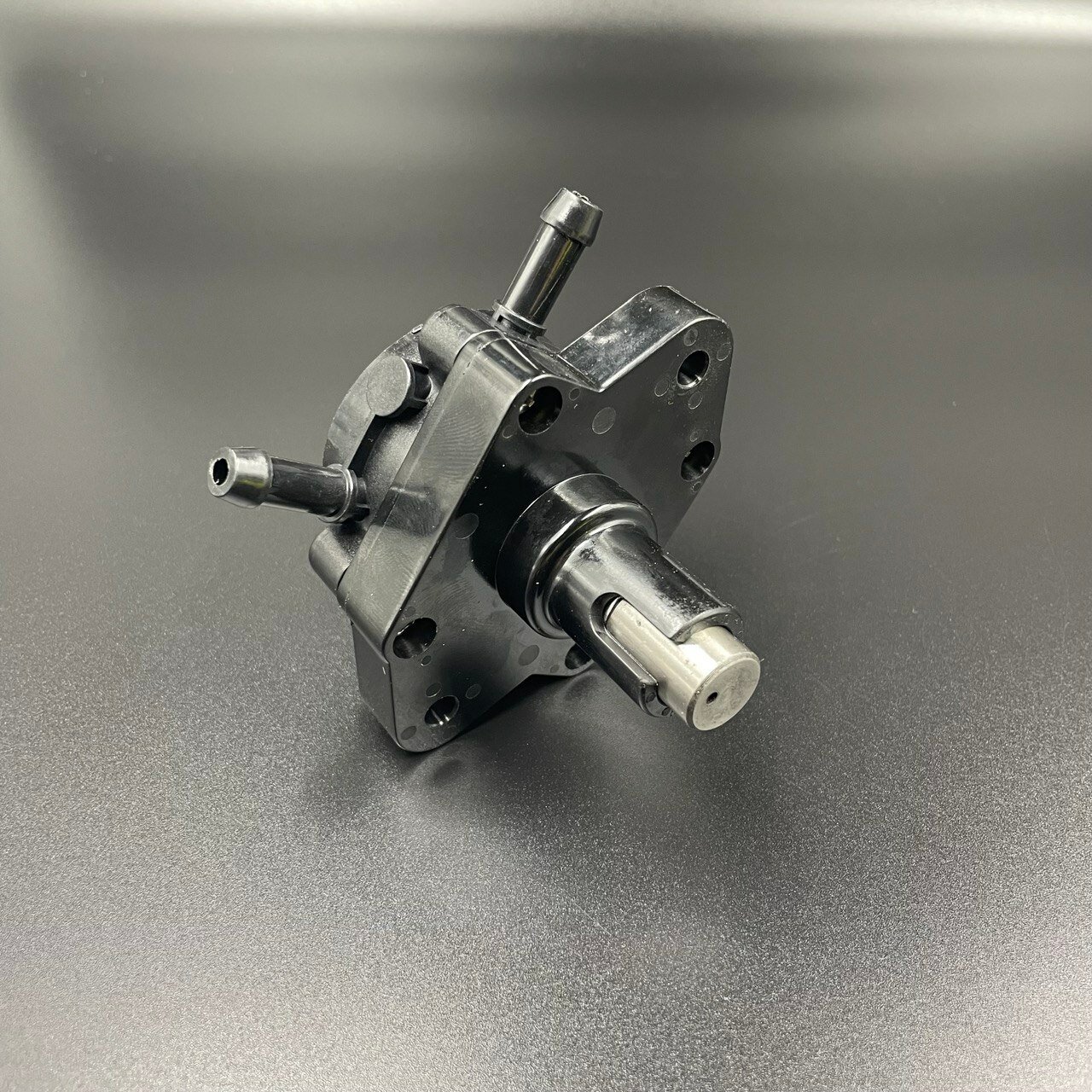 Топливный насос (механический) Suzuki DF90-140 (Производитель PREMARINE)