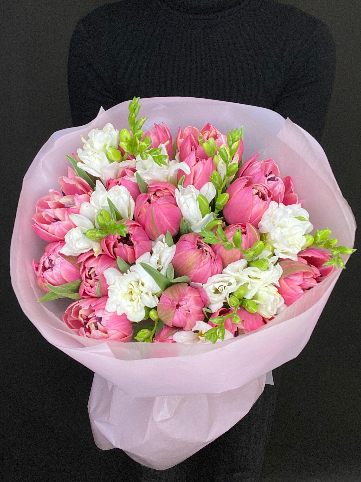 Тюльпаны с фрезиями