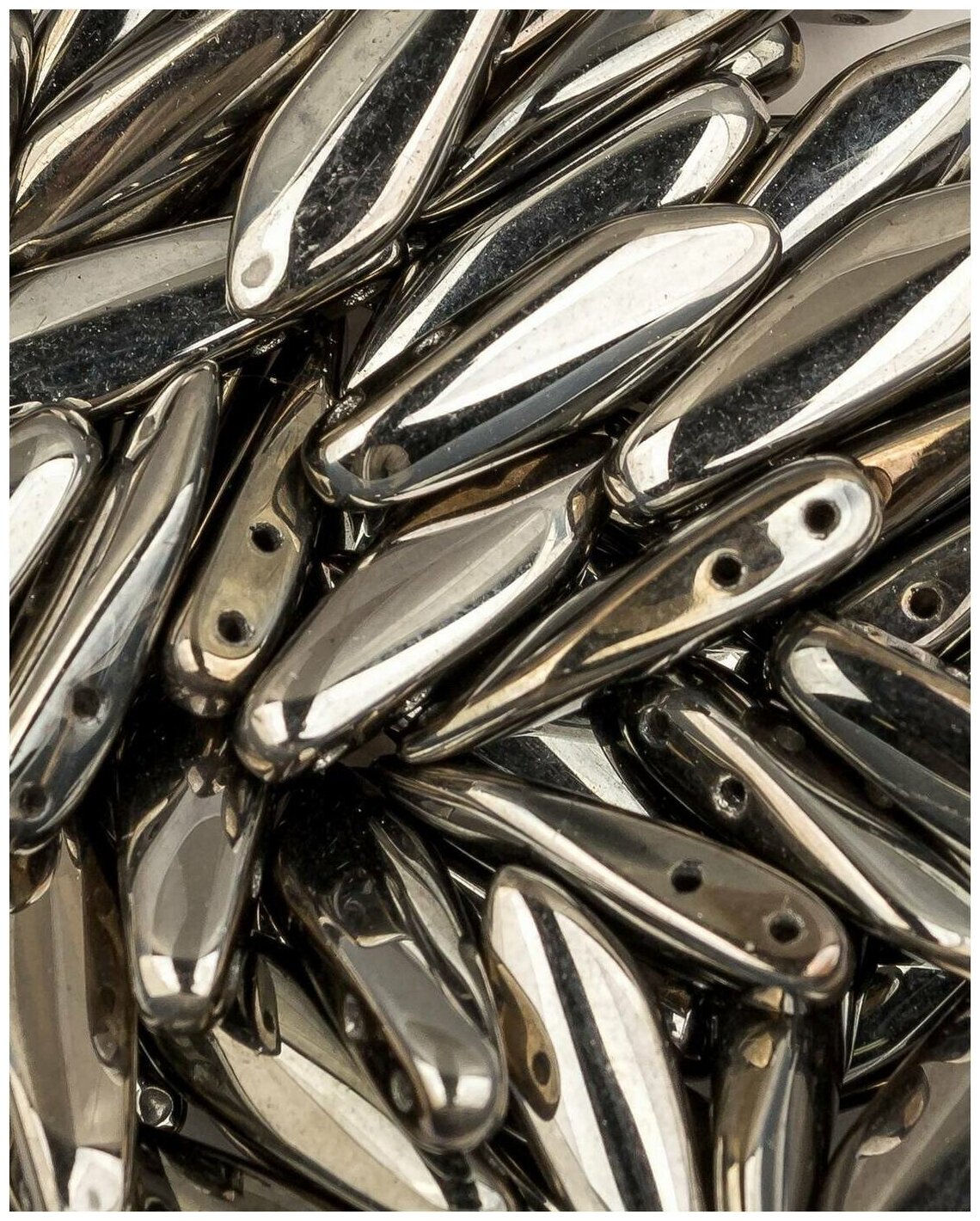 Стеклянные чешские бусины с двумя отверстиями, 2-hole Glass Dagger, 5х16 мм, цвет Crystal Full Chrome, 10 шт.