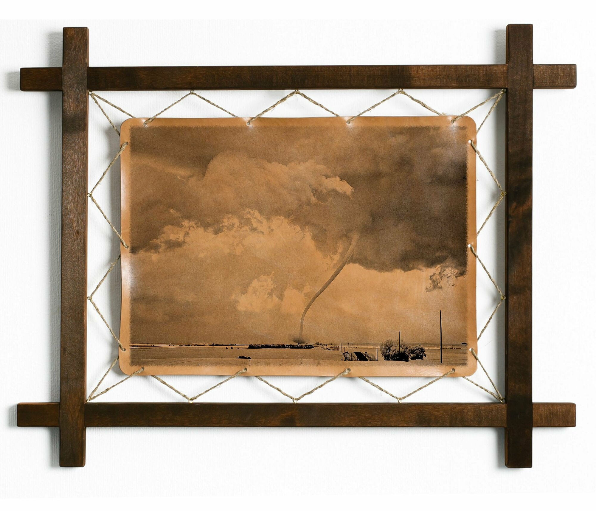 Картина интерьерная, натуральная кожа, "Смерч", в деревянной раме, BoomGift