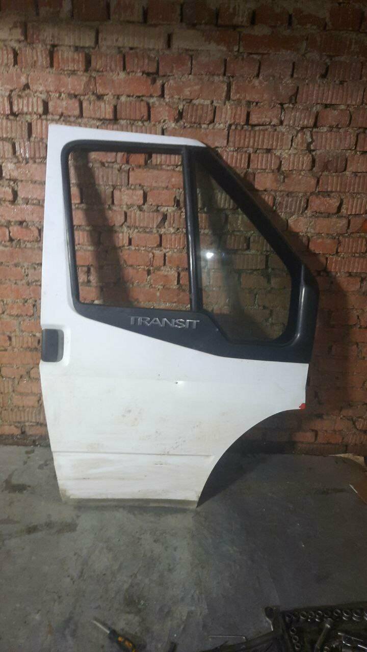 Дверь передняя правая Ford Transit 7 2008