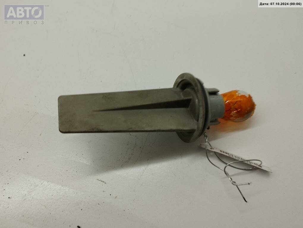Патрон лампы указателя поворота Audi A6 C5 (1997-2005)
