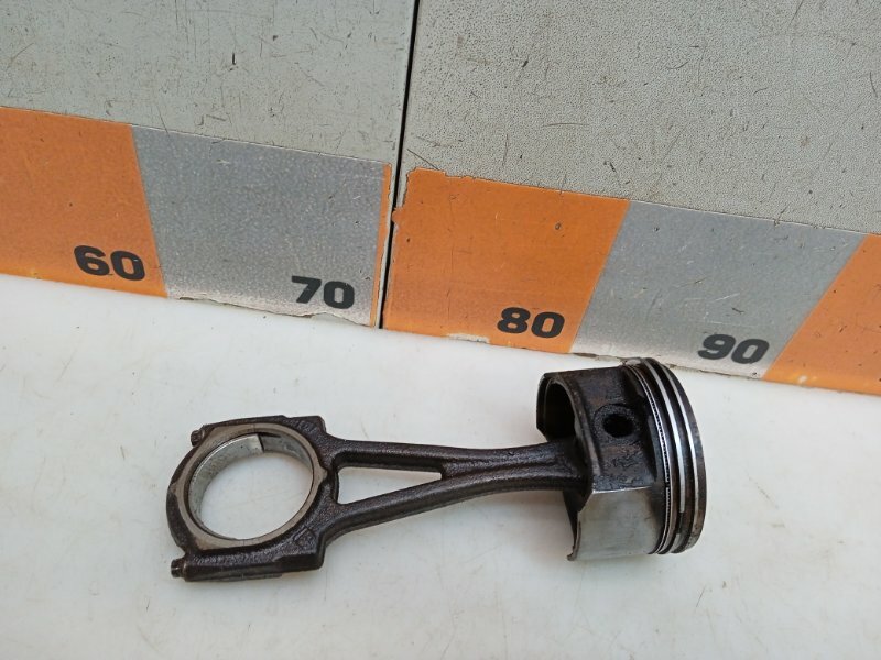 Б/У 1.2 Z12XE, Опель Корса Ц Поршень с шатуном Opel Corsa 2004 C, X01 347675 OPEL арт. 5623160