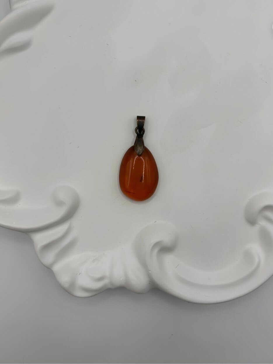 Винтажный кулон подвеска, натуральный янтарь
