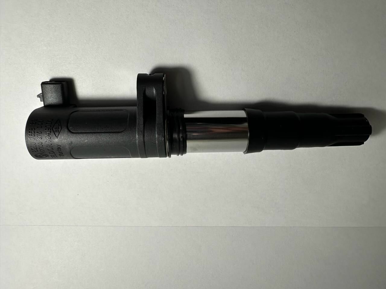 Катушка зажигания на 16 клапанный двигатель Логан Ларгус Альмера Дастер Меган