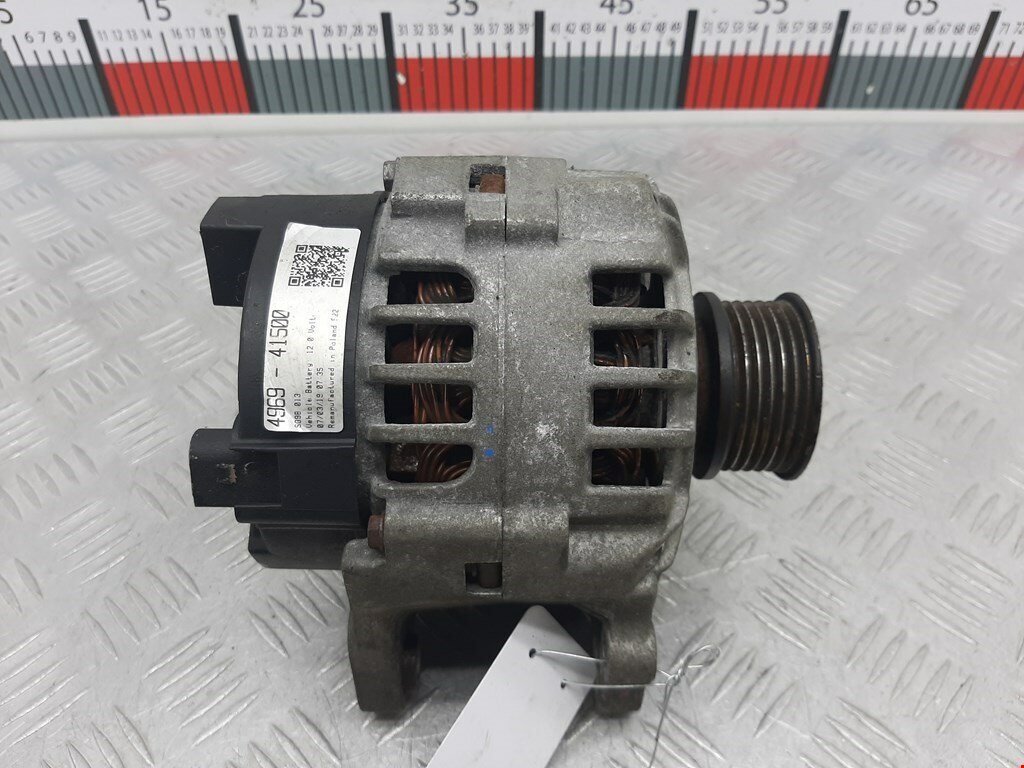 Генератор Audi A3 8L 06A903026AX арт. 2073549