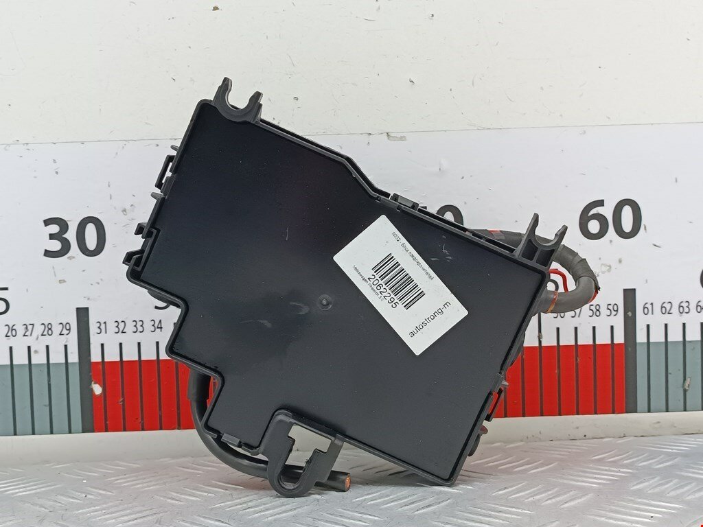 Блок предохранителей Volkswagen Phaeton 3D2937495A арт. 2062295