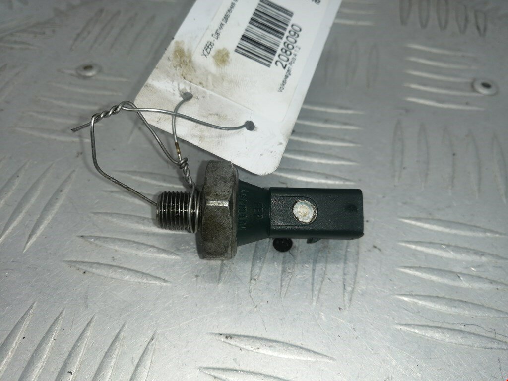 Датчик давления масла Volkswagen Polo 4 036919081D арт. 2086090