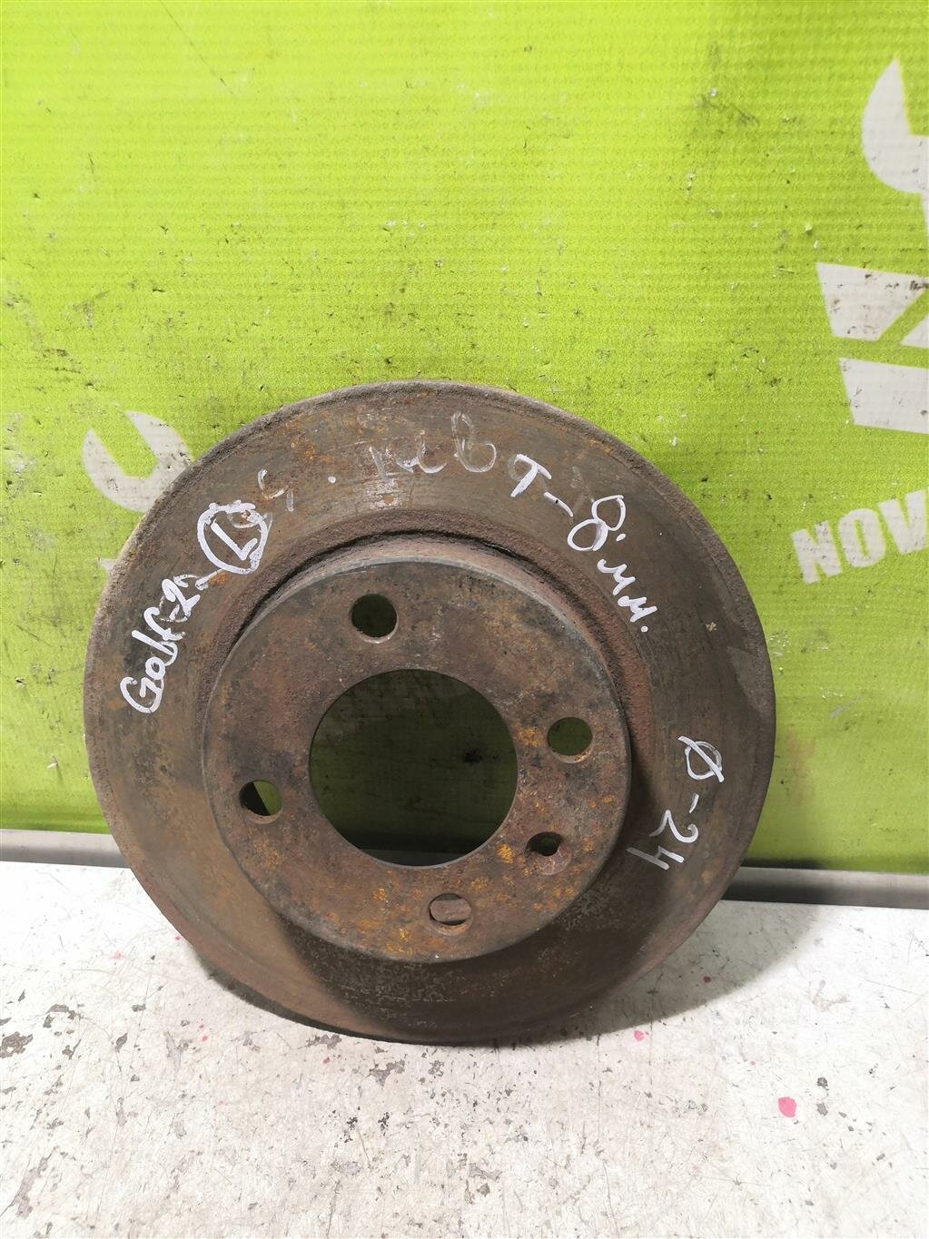 Диск тормозной передний не вентилируемый VW Golf 2 Jetta 2 83-92