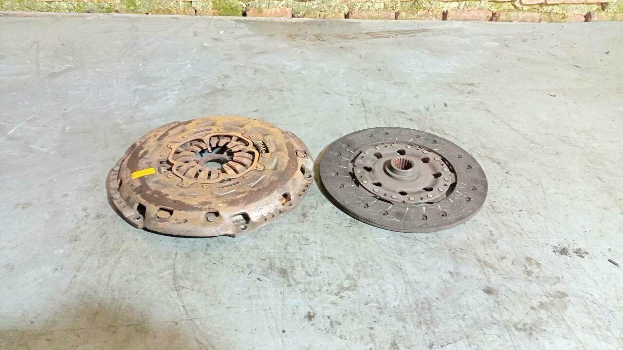 Комплект сцепления Toyota Corolla Verso E121 (2001 - 2004)