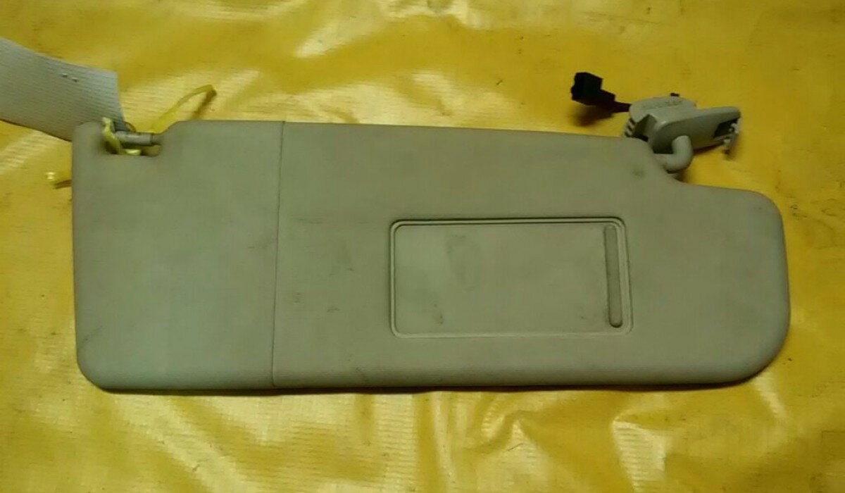 Козырек солнцезащитный (внутри) Superb II Skoda 3T08575522F4