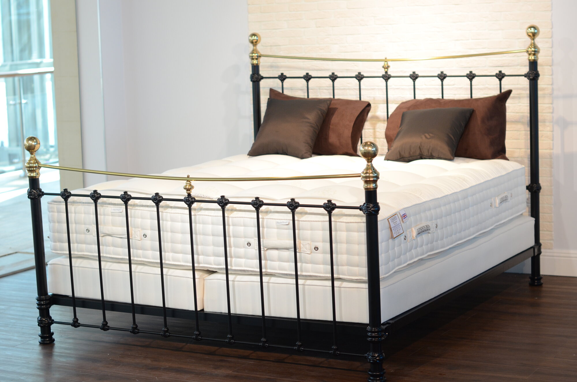 Кровать LONDON BEDS "Victoria", кованая, черная, ручная работа, Великобритания